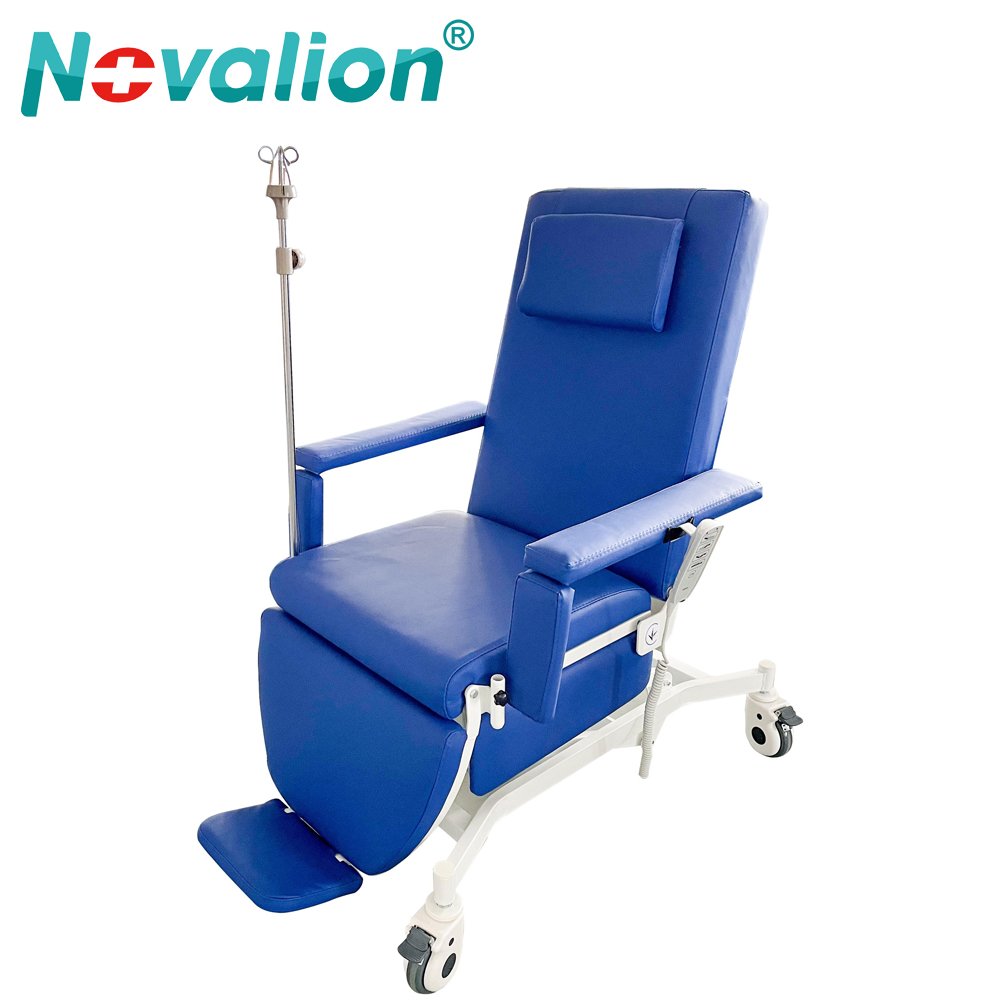 Height-Adjustable Electric Dialysis Chair with Large Castors