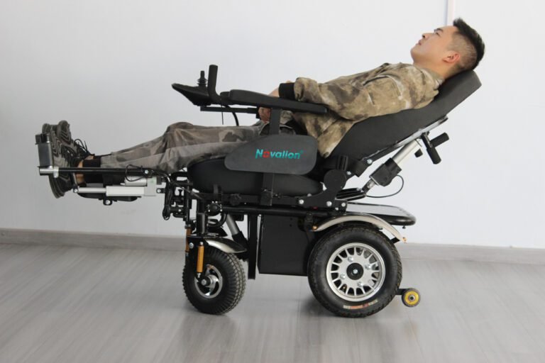 Off Road Carbon Steel Electric Wheelchair with Customization