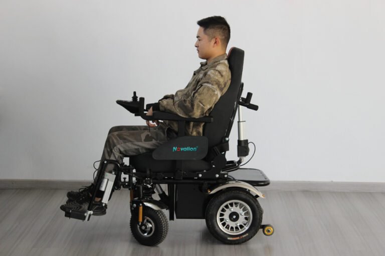 Off Road Carbon Steel Electric Wheelchair with Customization